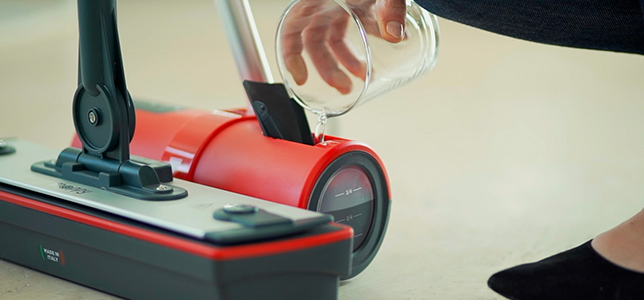 Polti Moppy: the cordless steam cleaner